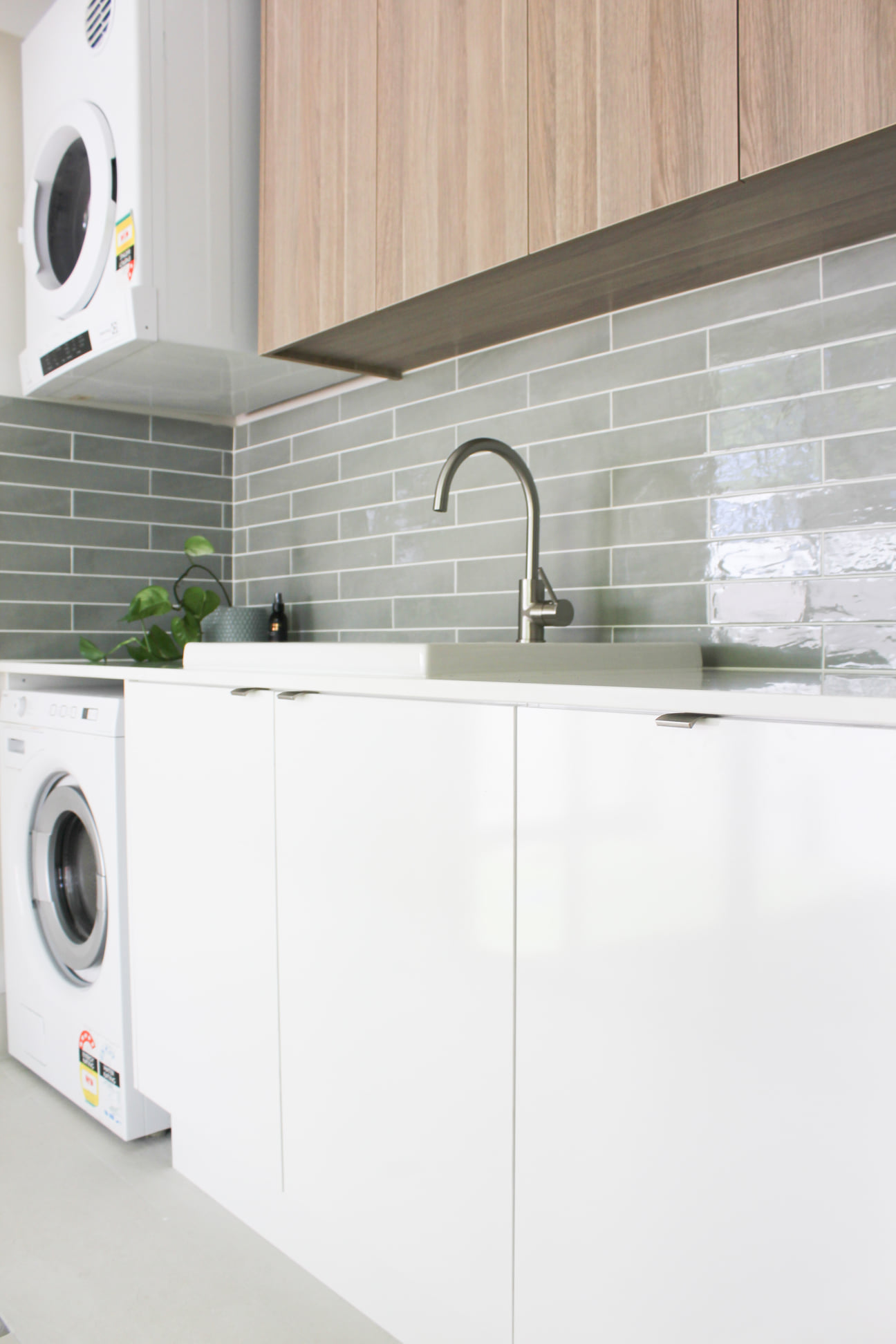 Laundry Renovations Perth Before & After - On The Ball Bathrooms